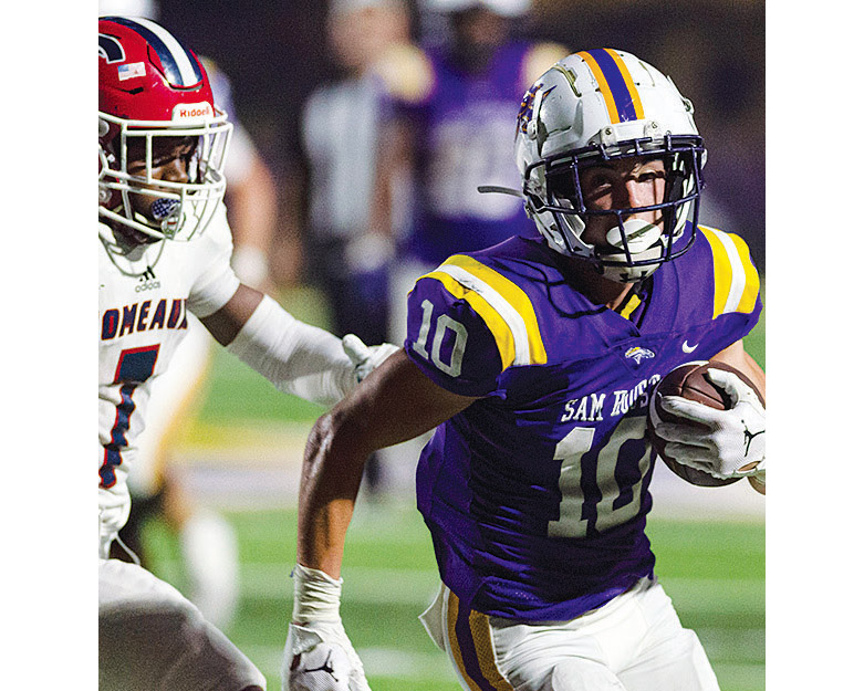 Broncos ride emotional high, rout Spartans to even record | American Press