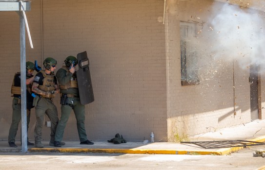 PHOTO GALLERY: SWAT readiness training - American Press | American Press