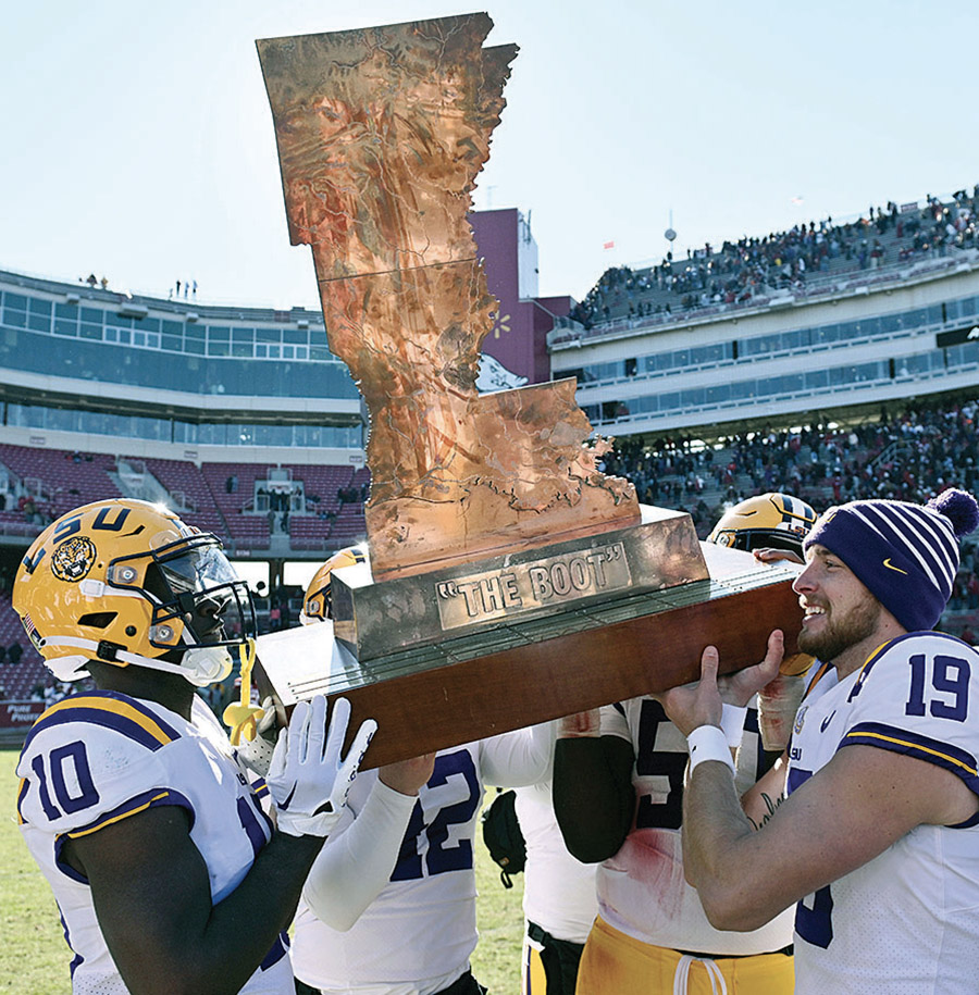 Alabama helps LSU clinch SEC West, trip to championship | American Press