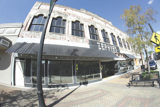 Developer announces plans for old Zephyr’s building | American Press