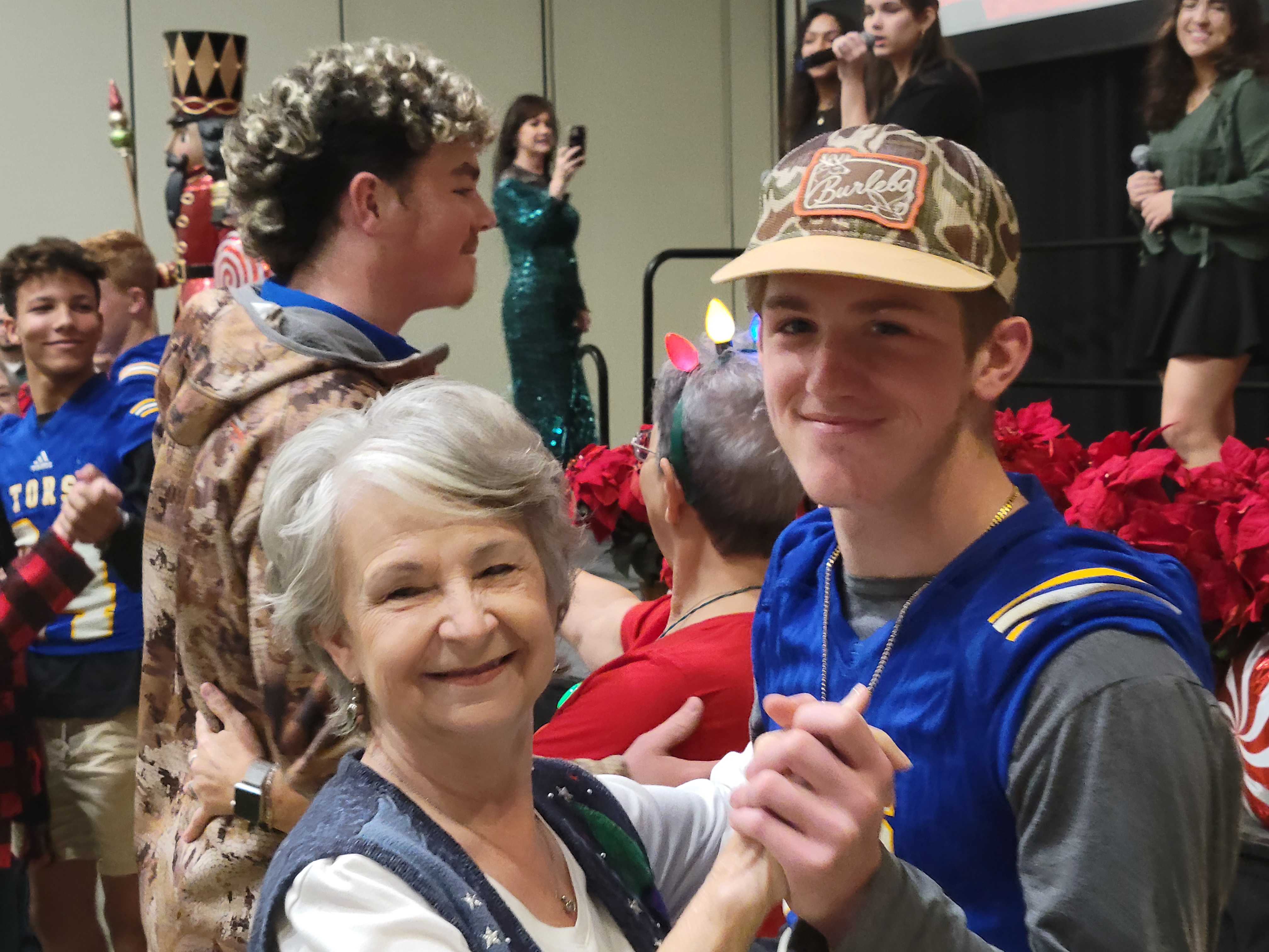 PHOTO GALLERY: Sulphur Olde Tyme Christmas | American Press