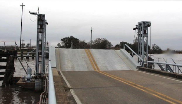 Temporary schedule change for Pontoon bridge | American Press