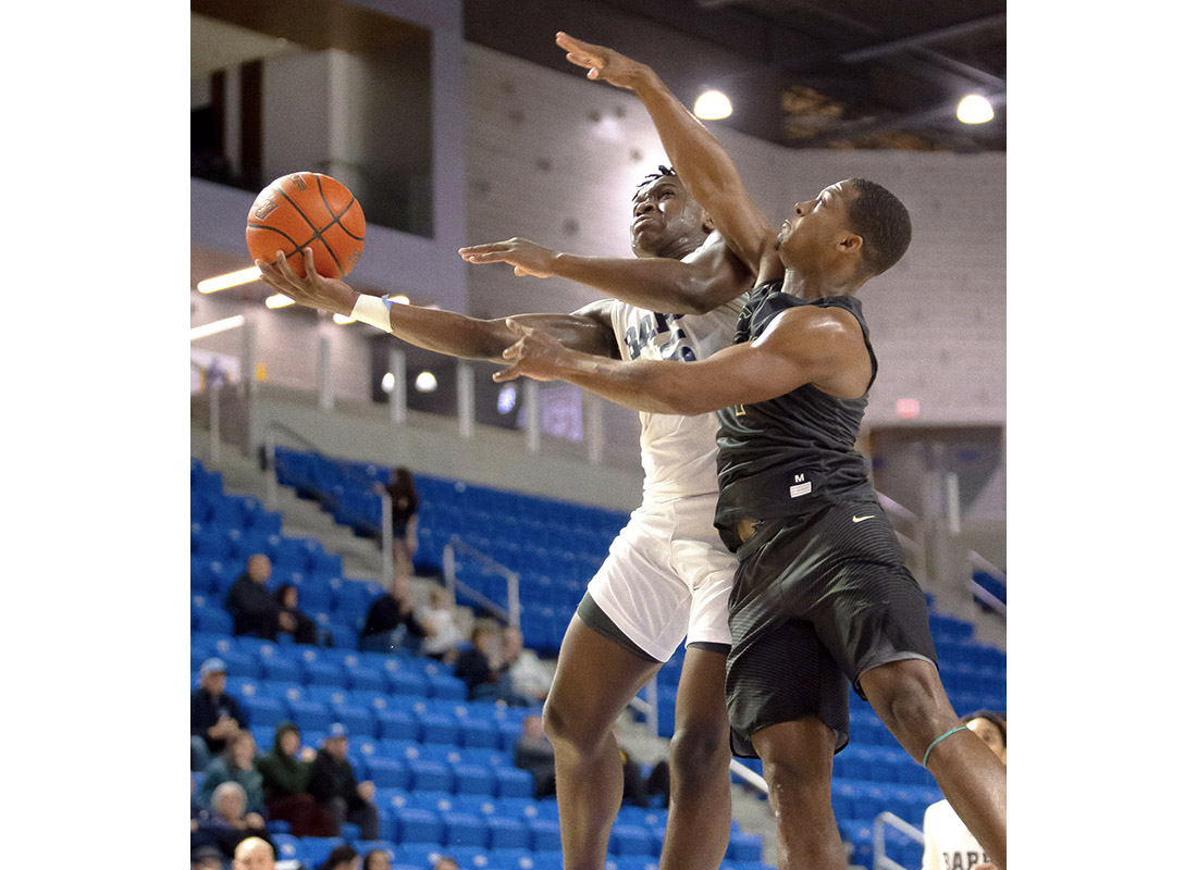 Battle Barry: Senior scores 30, Bucs hold back LC-M at Bayou Border ...