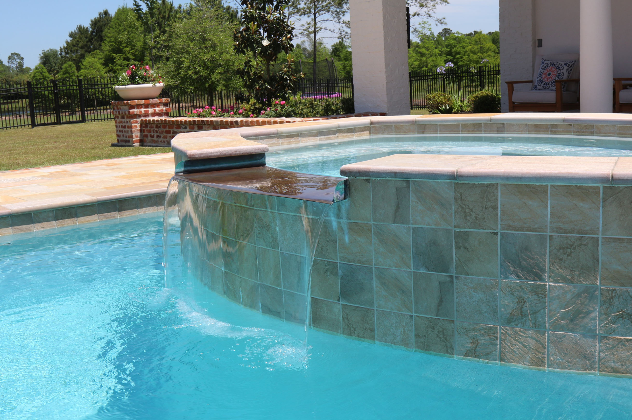 Making a big splash: Sabine Pools, Spas & Furniture to be featured on April 21 episode of ...
