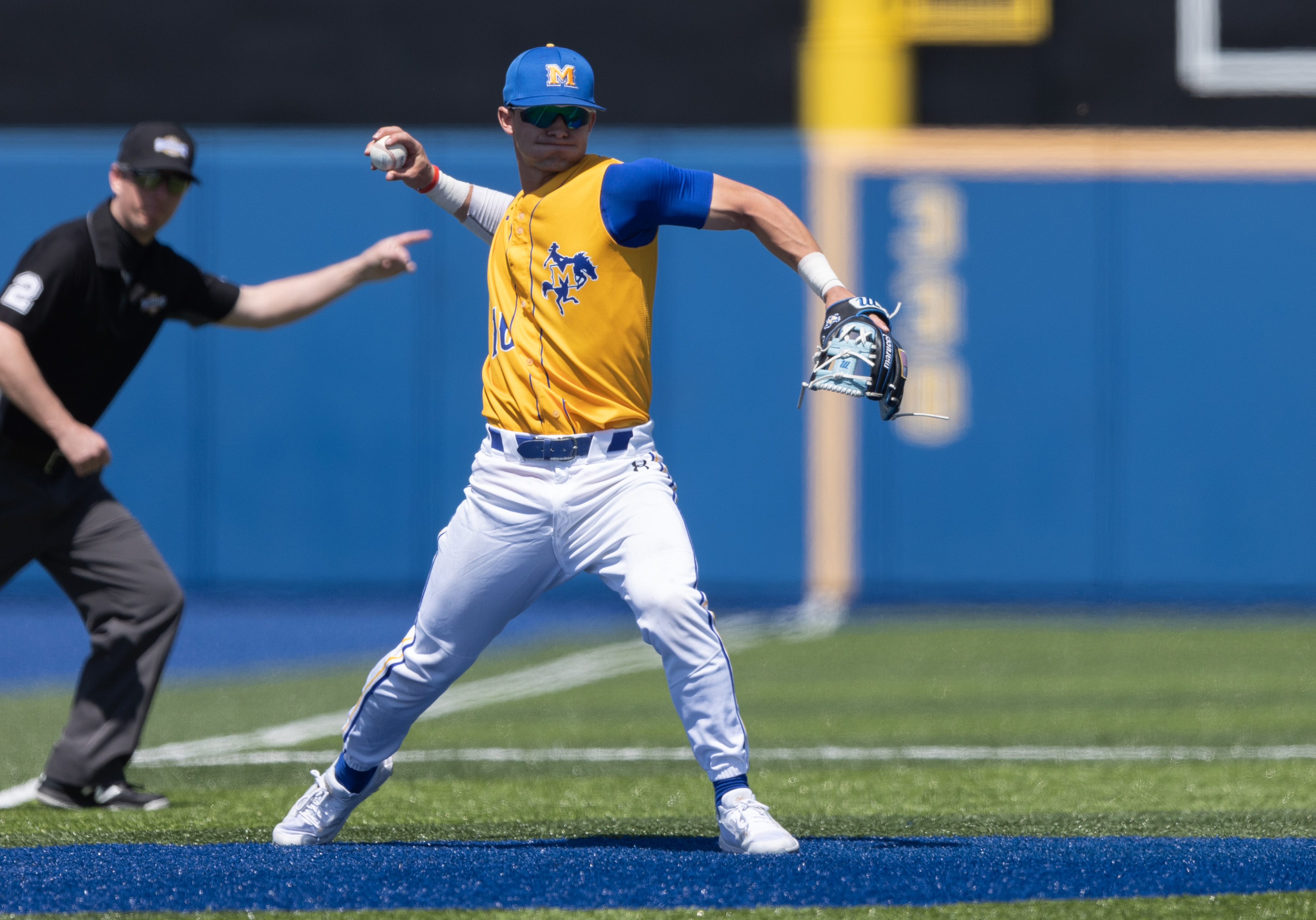 Cowboys sweep George Washington | American Press