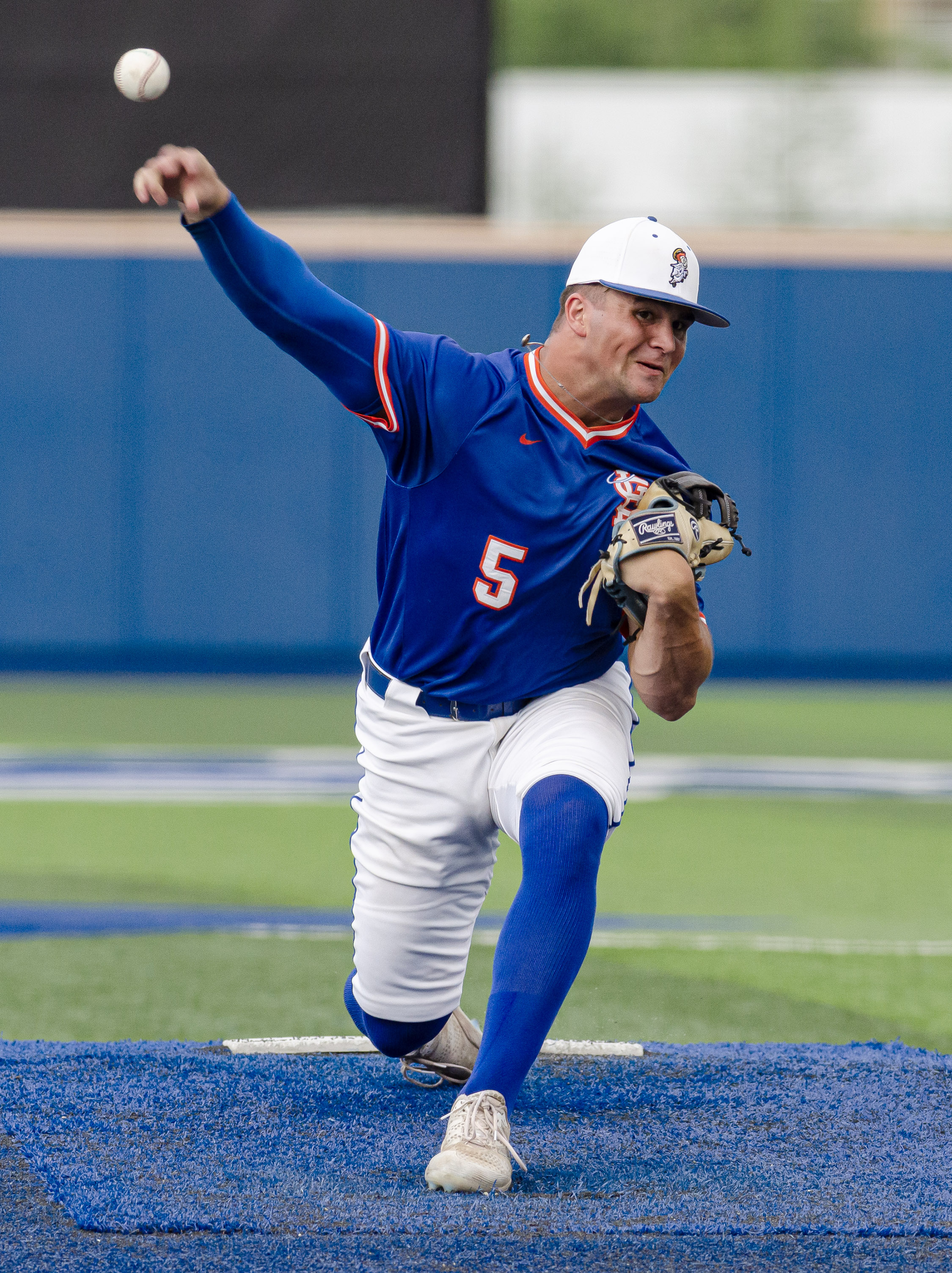 PHOTO GALLERY: St. Louis blanks Iowa in District 3-3A game | American Press