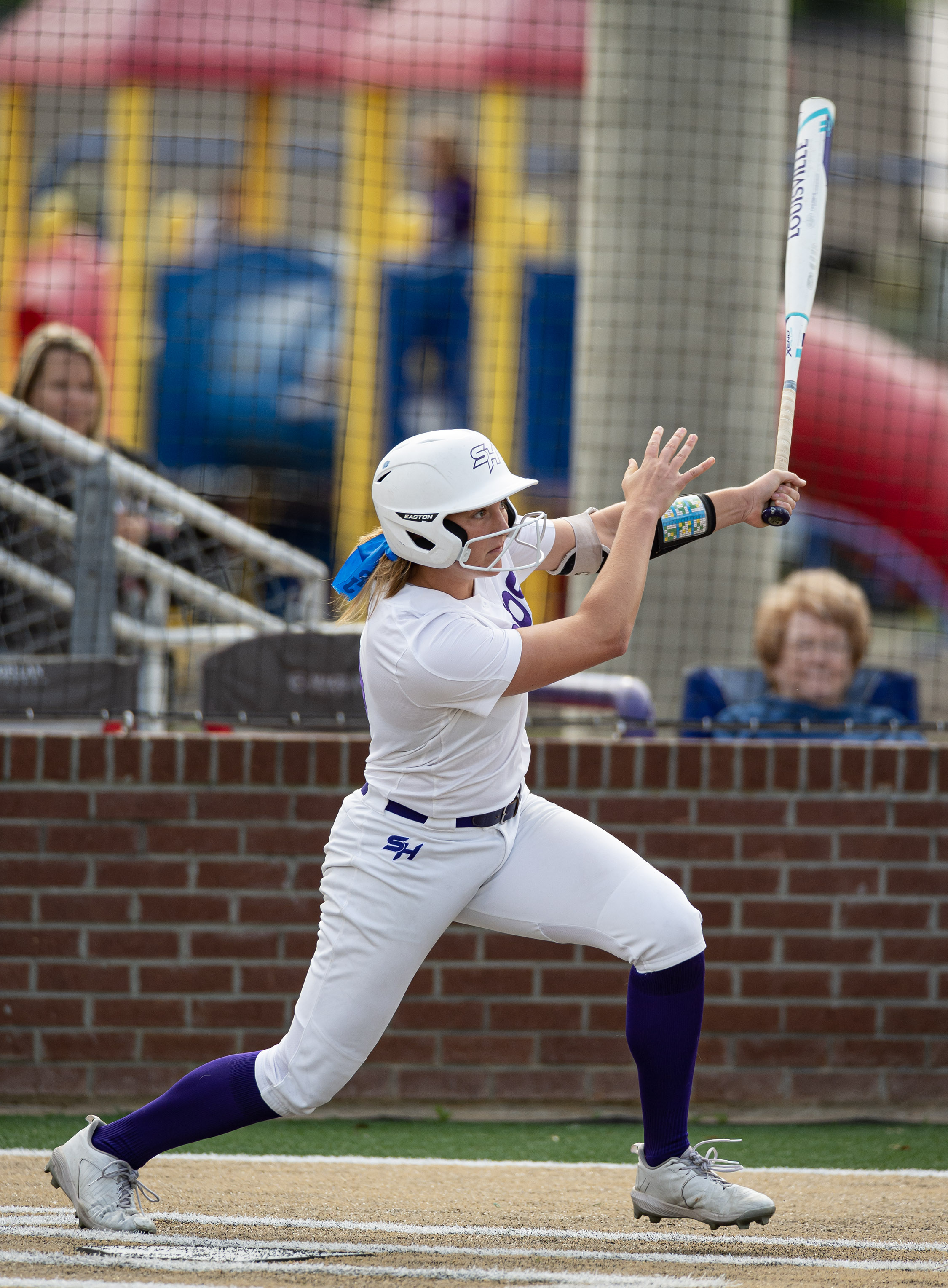 PHOTO GALLERY: Sam Houston wins regional round game | American Press