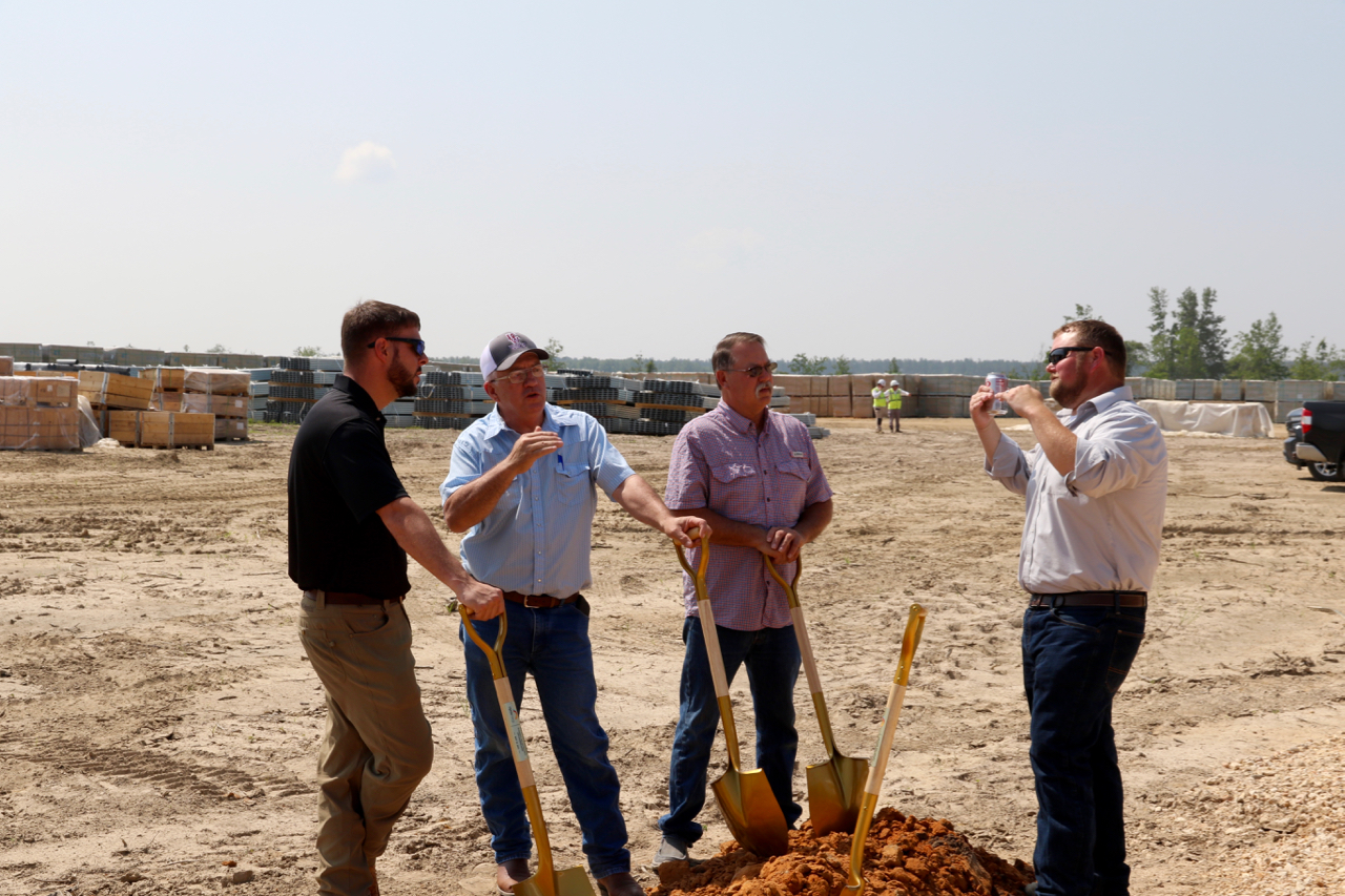 ‘Giant leap into the future’: Groundbreaking kicks off $150M solar ...