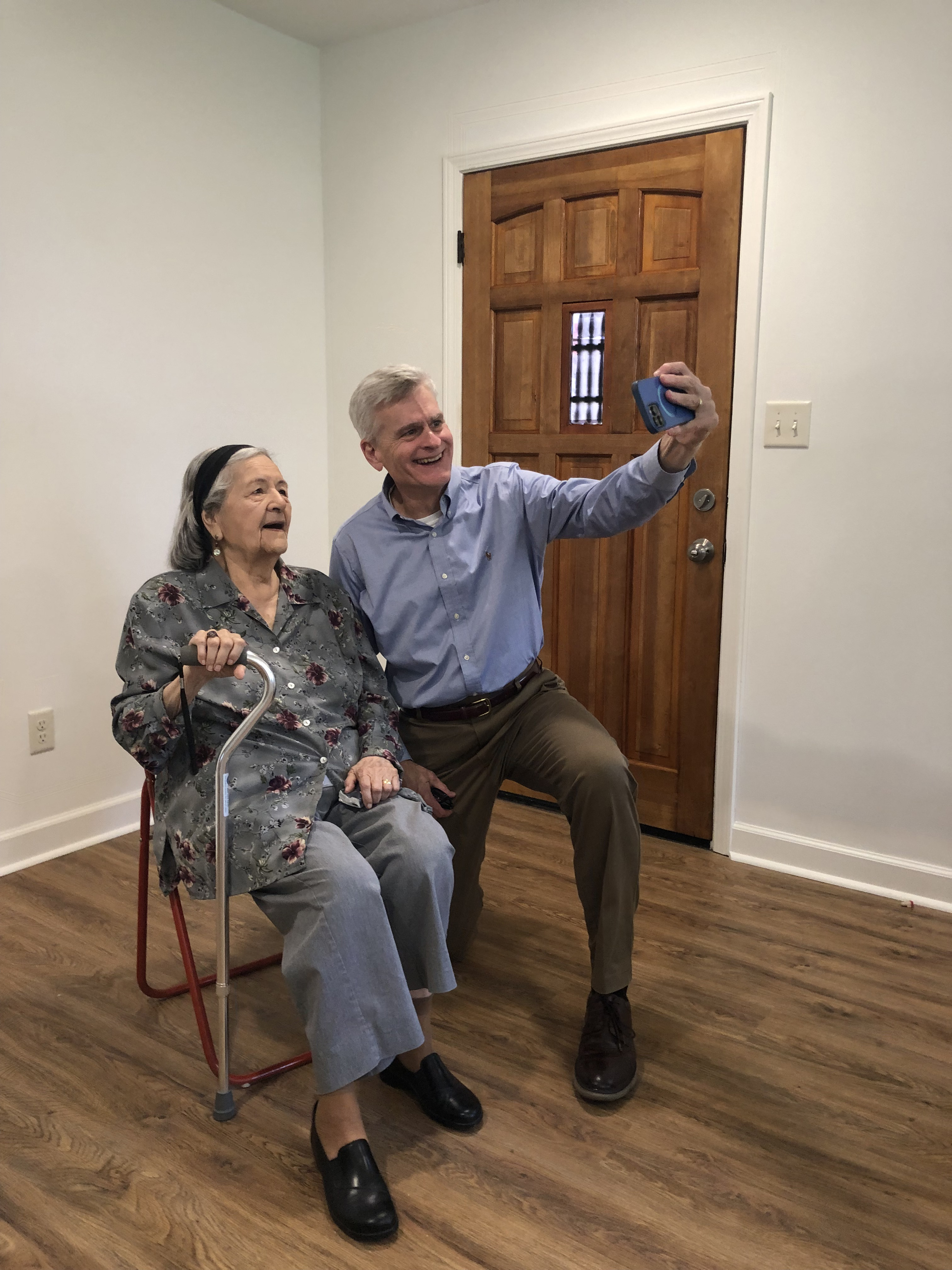 U.S. senator visits home of Lucille Hebert, 92, in Lake Charles ...