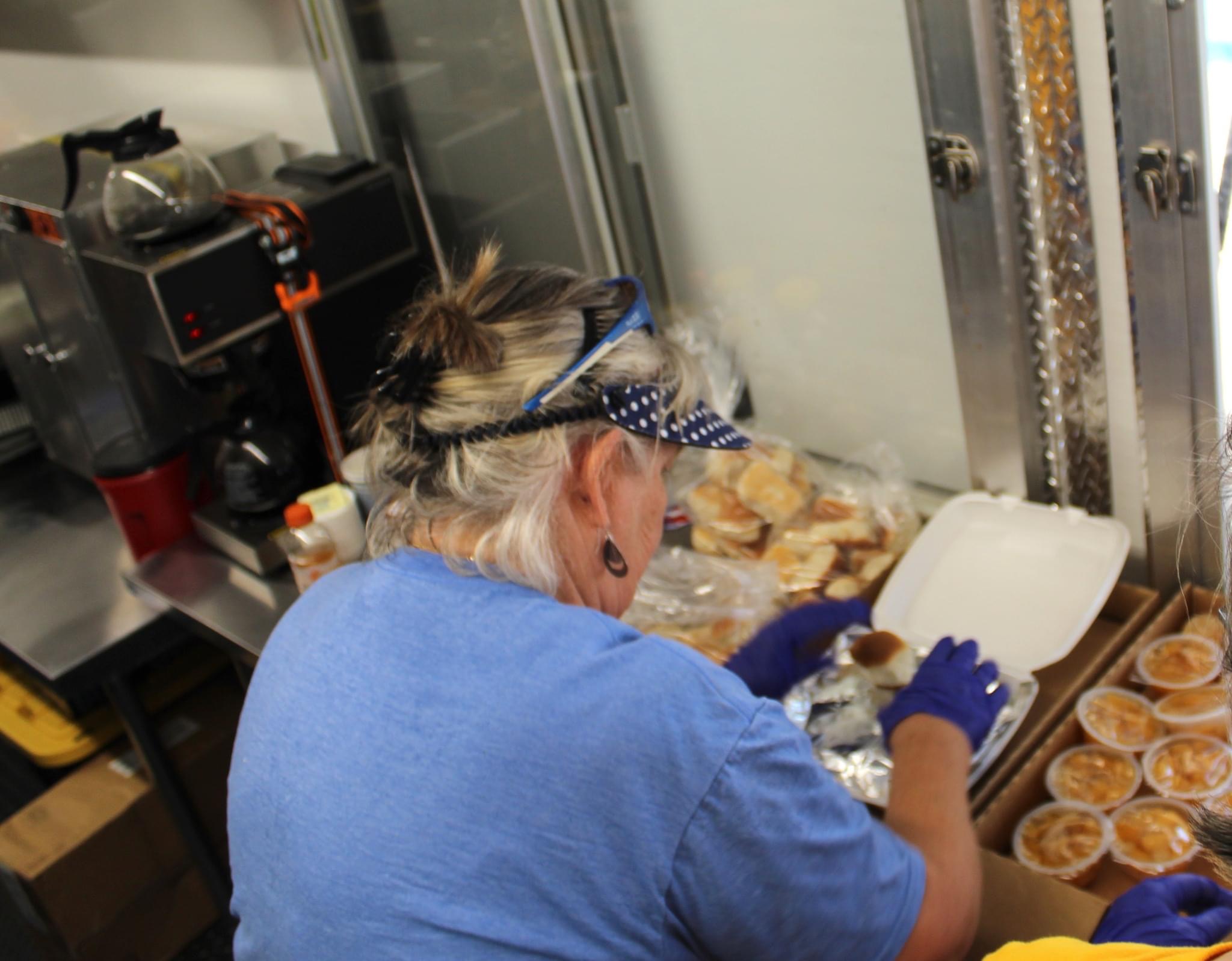 PHOTO GALLERY: Louisiana Baptist Disaster Relief feeds evacuees, first ...