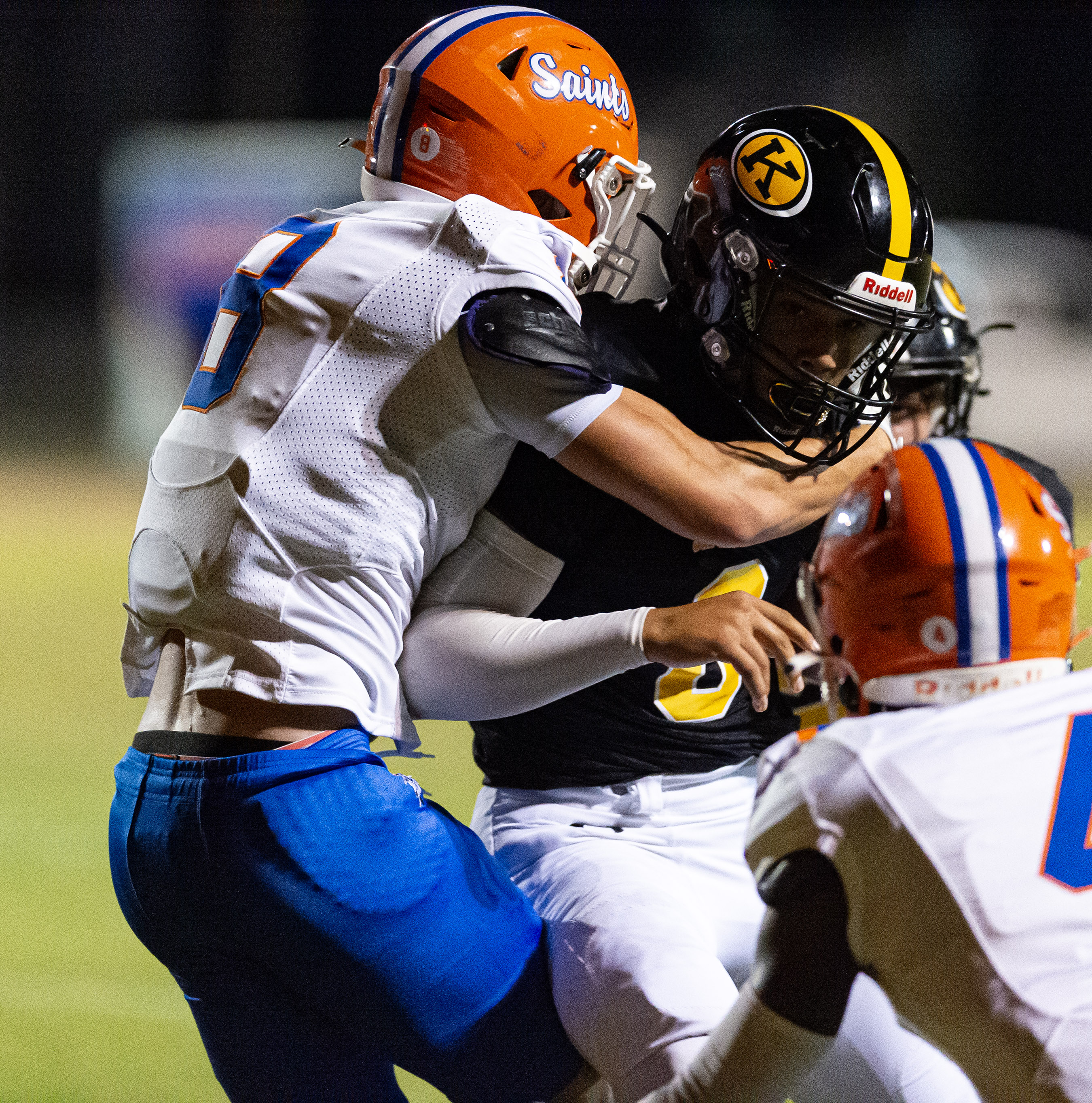 PHOTO GALLERY: St. Louis Catholic hands Kinder first loss | American Press