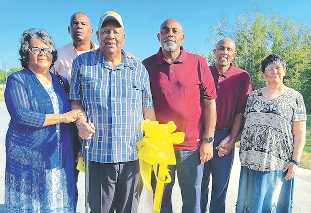 Mossville Way: Ribbon cutting marks project completion | American Press