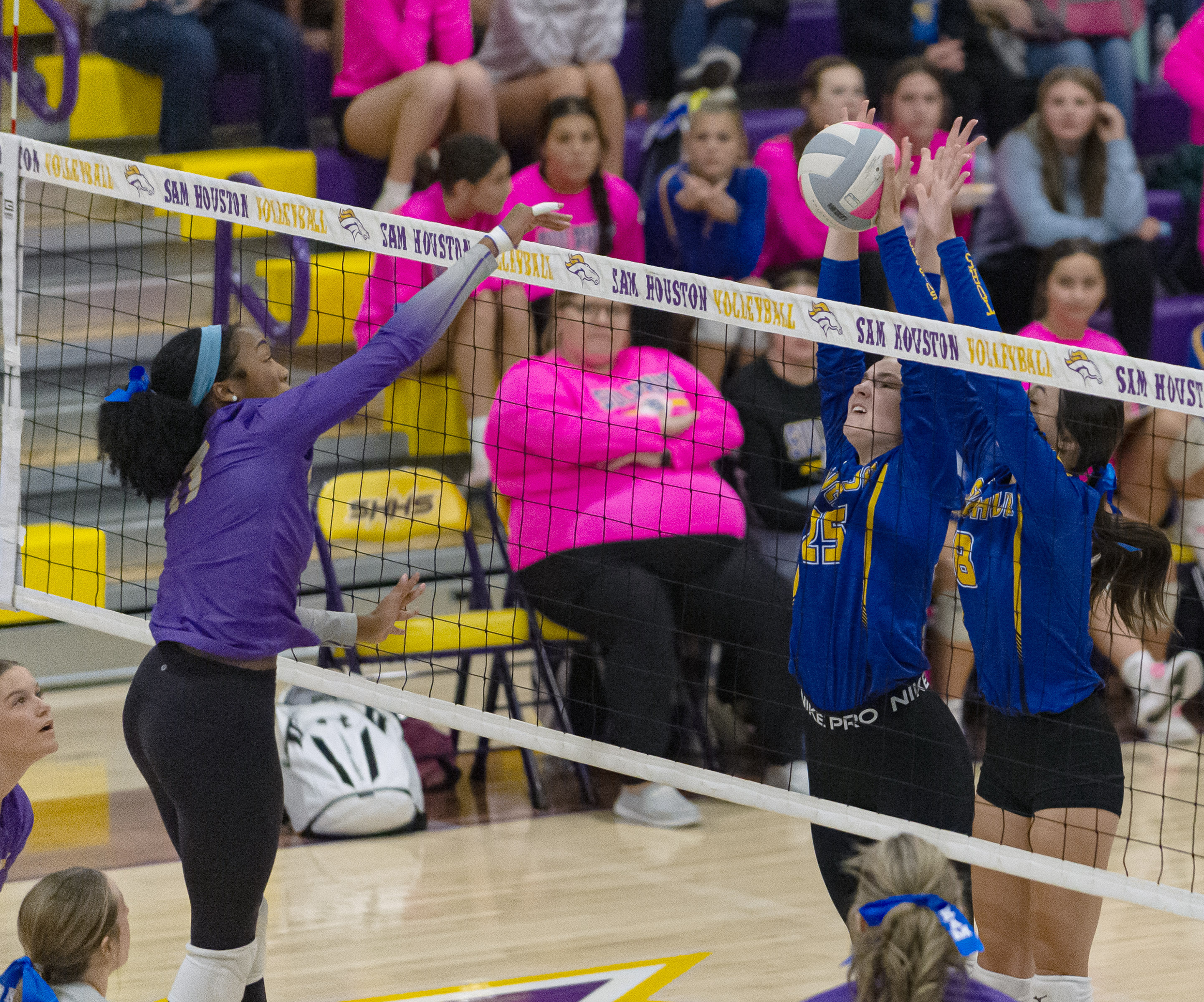 PHOTO GALLERY: Sam Houston sweeps Sulphur to win district title ...