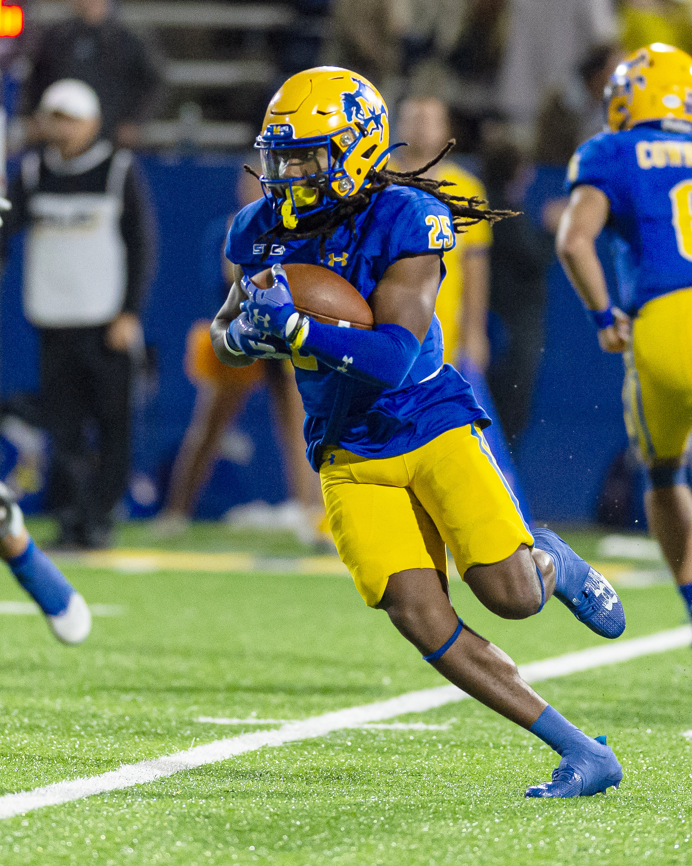 PHOTO GALLERY: Cowboys lose lead in fourth quarter - American Press ...