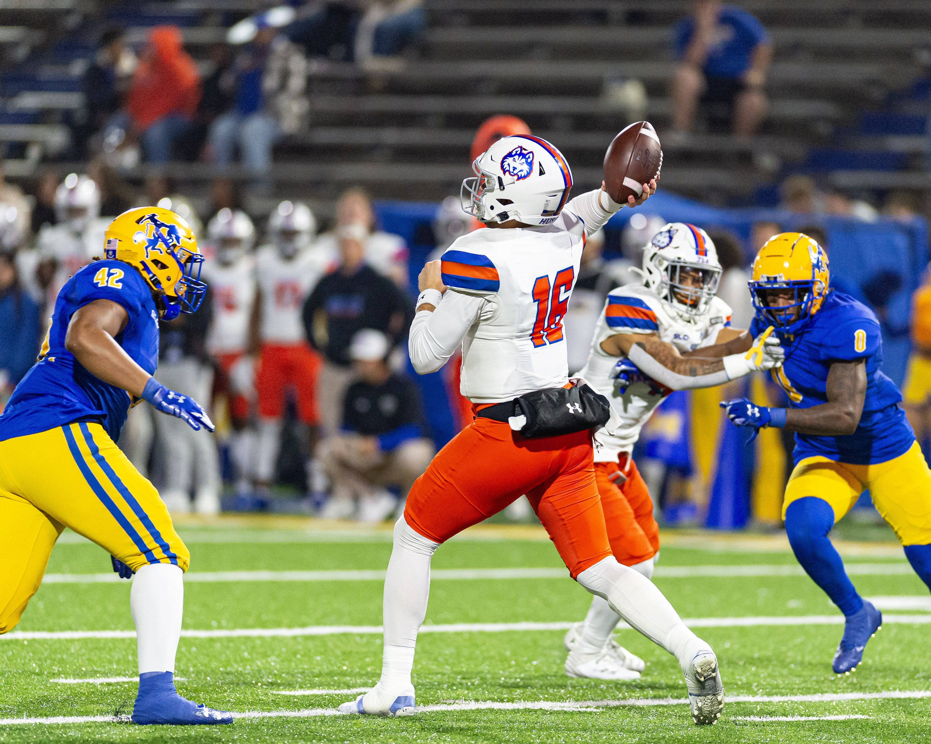 PHOTO GALLERY: Cowboys lose lead in fourth quarter - American Press ...