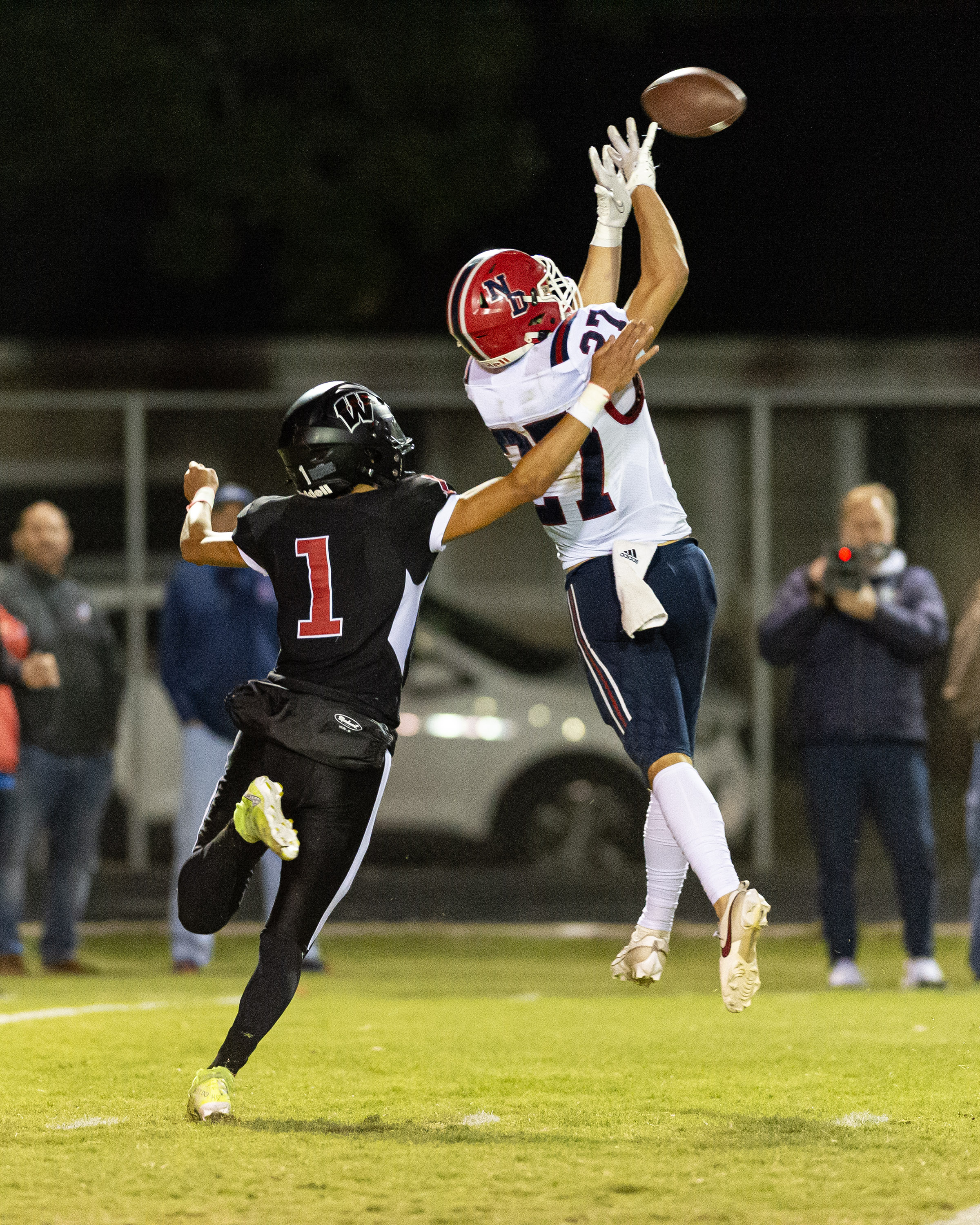 PHOTO GALLERY: Notre Dame stops Welsh’s seven-game win streak ...