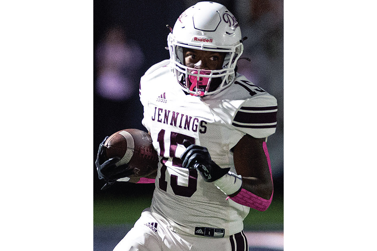 Dogs look to keep Solari on short leash | American Press