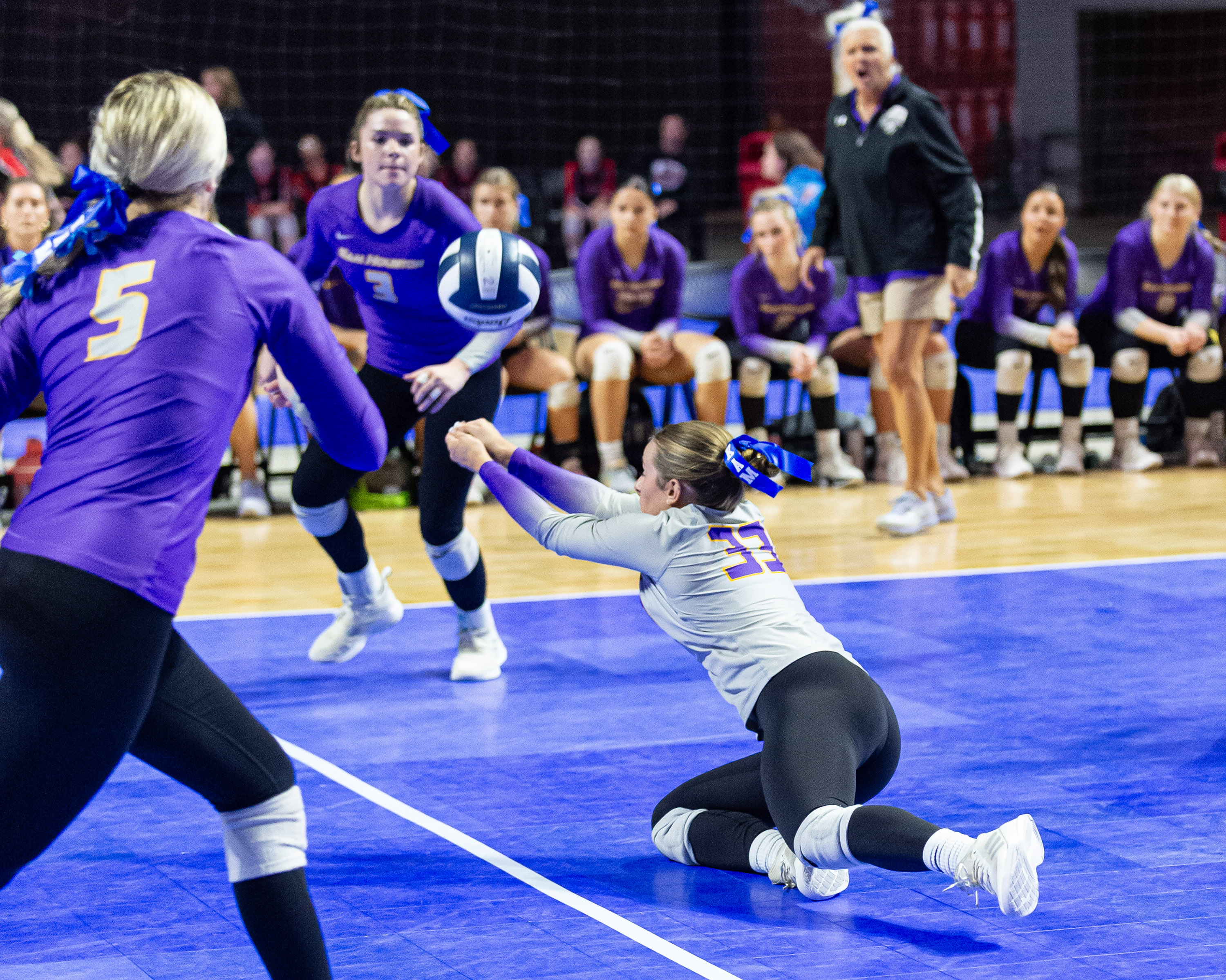 PHOTO GALLERY: Sam Houston volleyball falls in quarterfinals | American ...