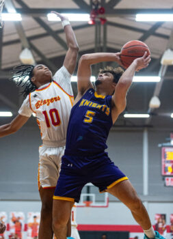 PHOTOS: LCCP wins eighth consecutive game - American Press | American Press