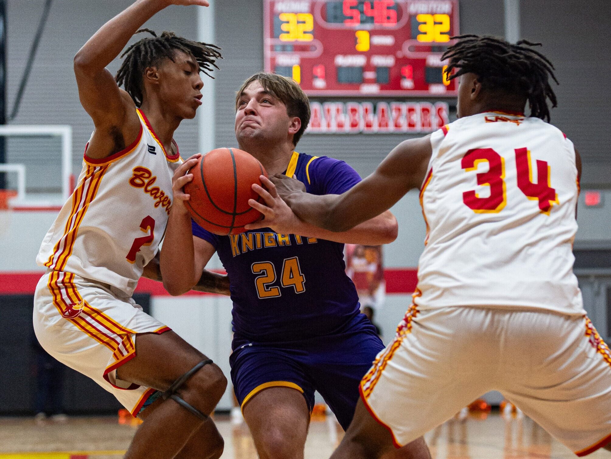 PHOTOS: LCCP wins eighth consecutive game | American Press