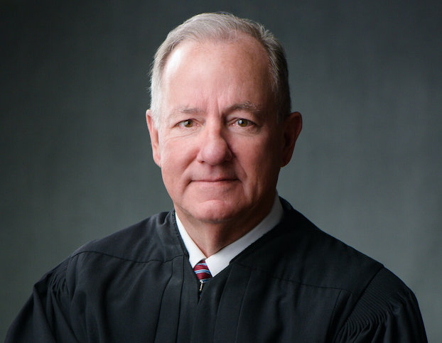 Judge Davis serving his 16th year on the bench | American Press