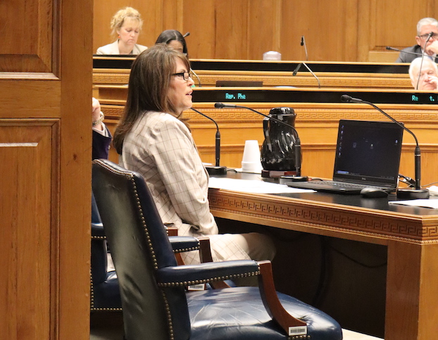 House Education Committee advances 10 Commandments bill | American Press