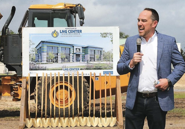 A groundbreaking day: LNG Center of Excellence now under construction ...