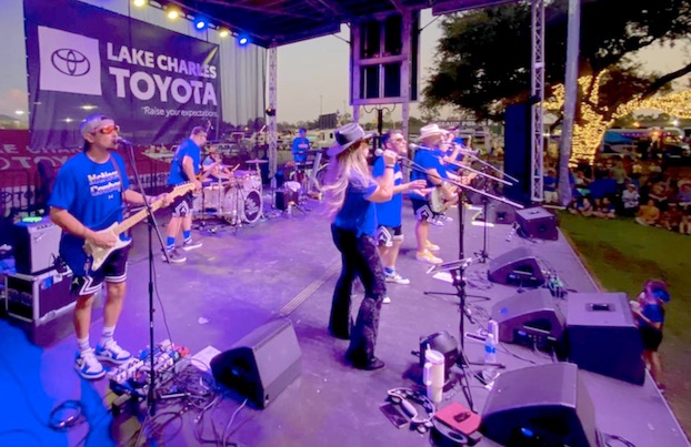 Cowboy Block Party: Celebration ushers in new season | American Press