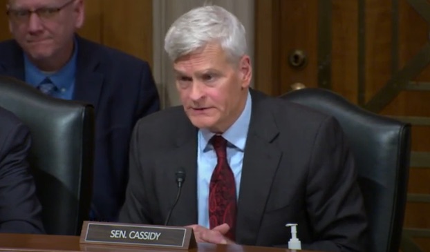 Cassidy delivers closing remarks during hearing on RFK Jr. nomination ...