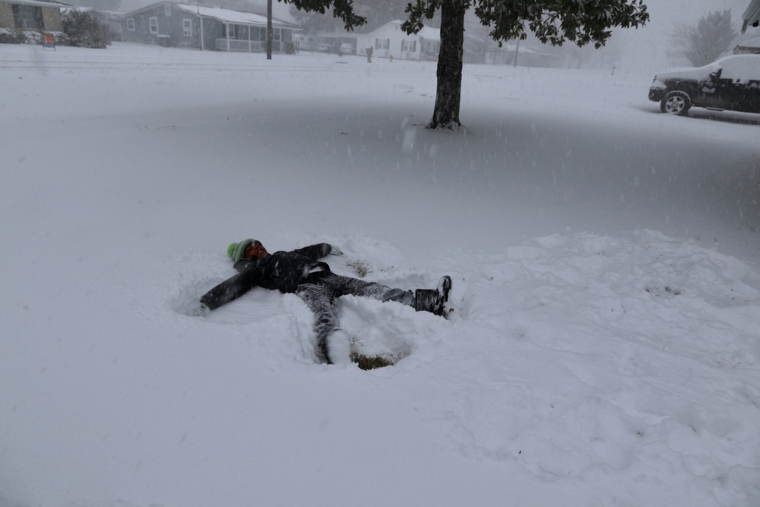 PHOTO GALLERY: Snow Day in Jennings | American Press